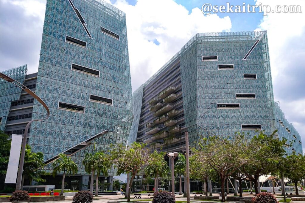 ピンクモスクの内部は綺麗？プトラジャヤのおすすめ観光地まとめ | 世界トリップ